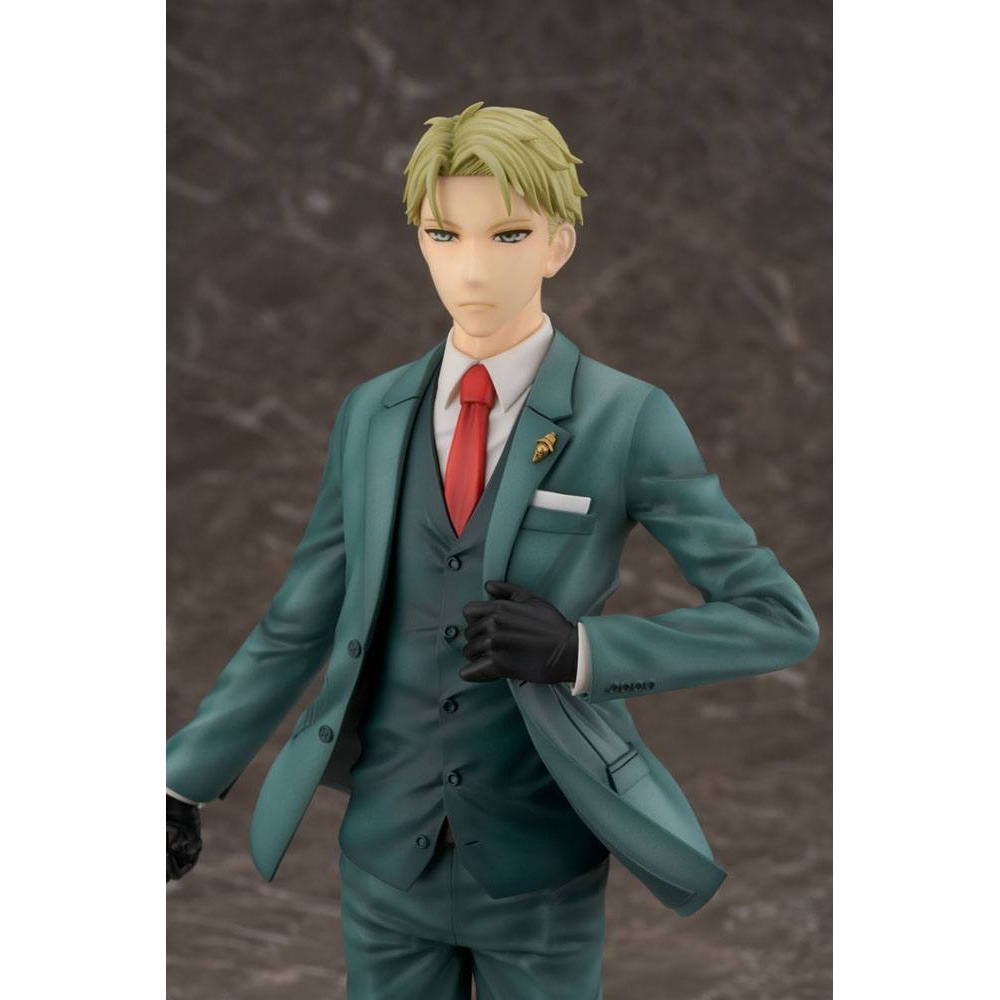 Spy x Family F:NEX LOID FORGER 1/7 (FuRyu) | MegaOtaku.com